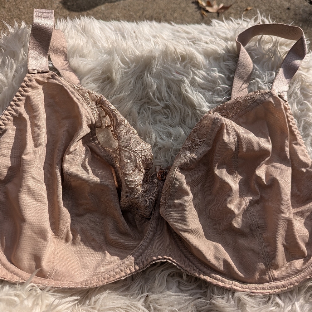 Women's Gorsenia Lingerie Nude Lace Bra Size 40j - Gem